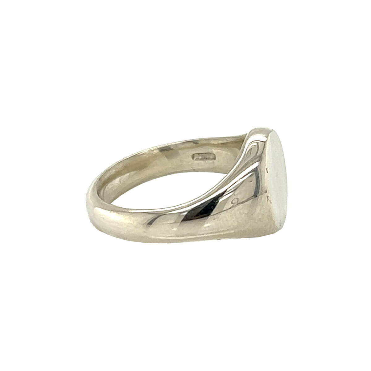 9ct White Gold Oval Oxford Signet Ring | Cry For The Moon